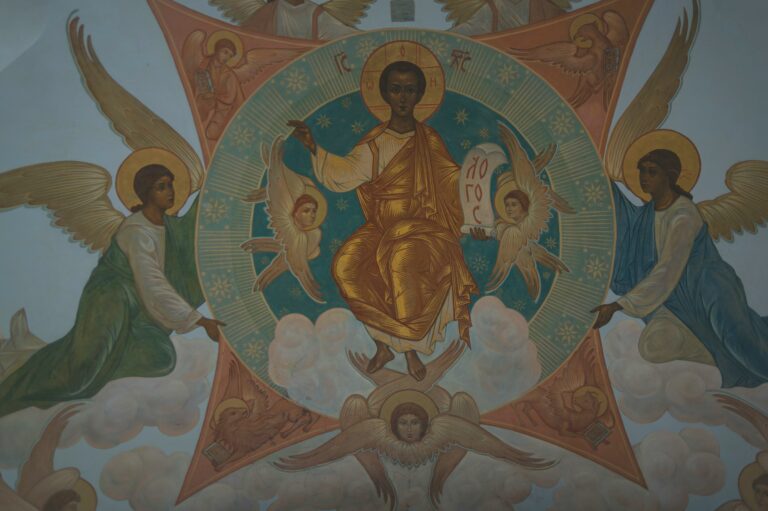 How to Grow Closer to the Trinity in Prayer - Novena Prayers - Catholic ...