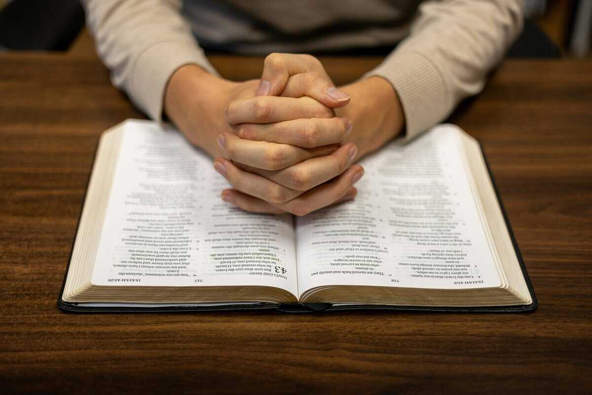 Saints for Discernment in Prayer - Novena Prayers - Catholic Devotion
